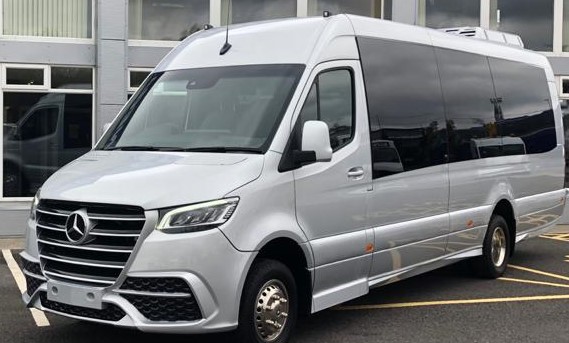 Mercedes Luxury 16 Seater - Swan Travel
